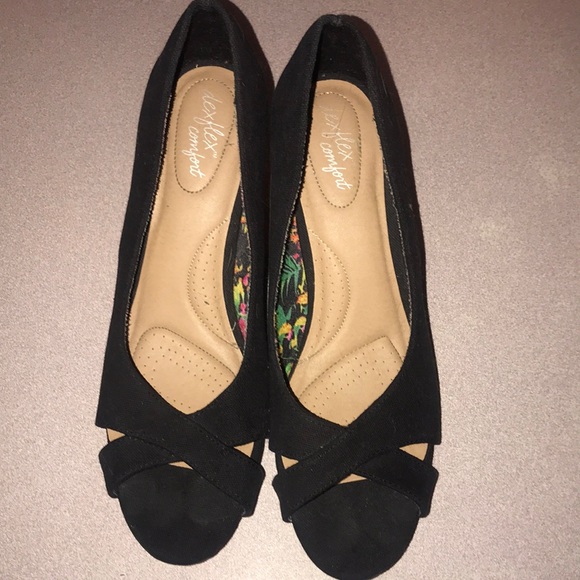 dexflex comfort | Shoes | Cute Wedges | Poshmark